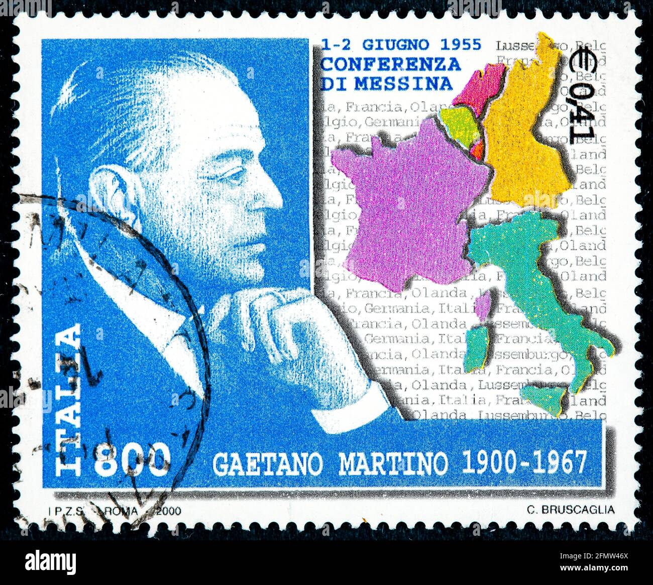 Postage stamp printed in italy hi-res stock photography and images - Alamy