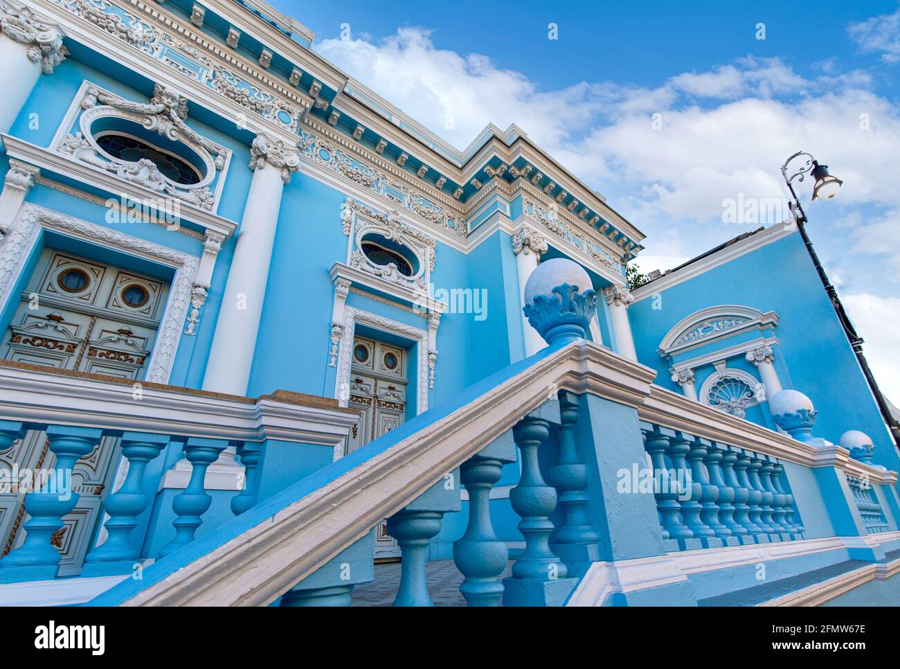 Scenic colorful colonial Merida streets in Mexico, Yucatan Stock Photo ...