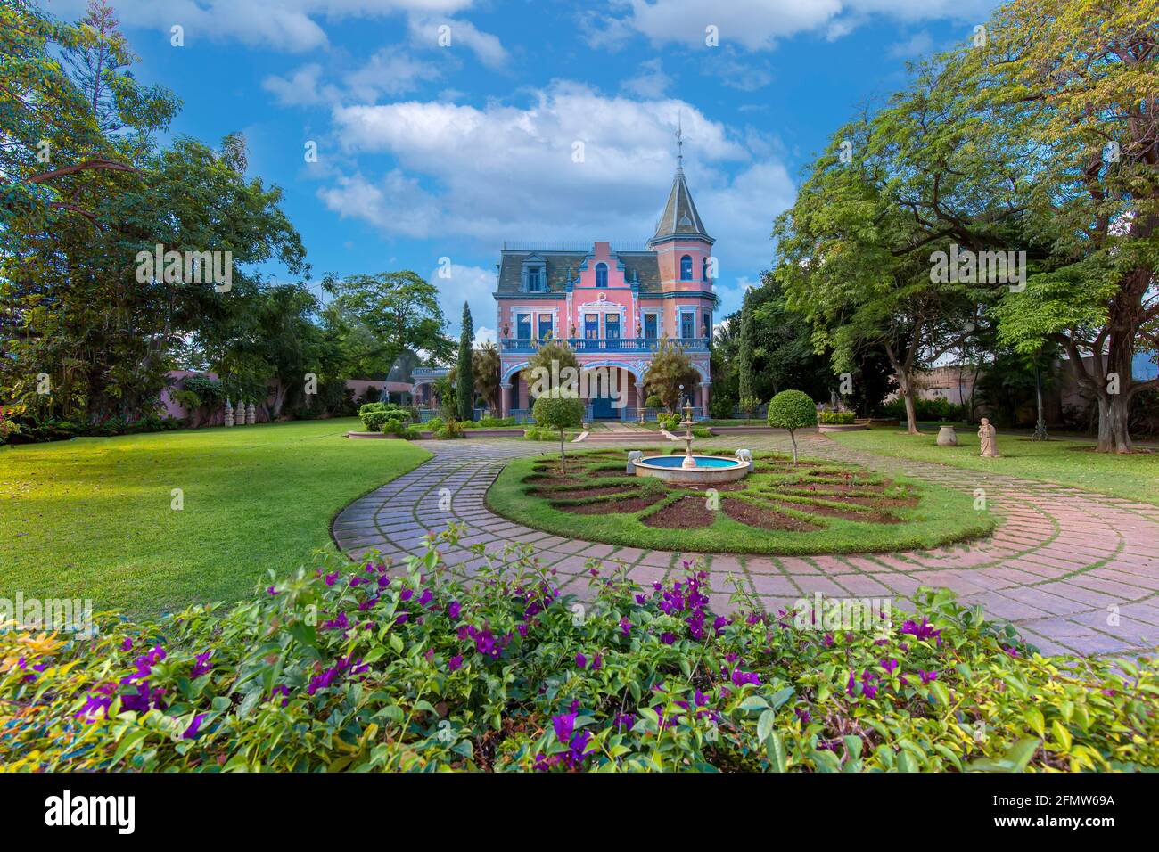Scenic colorful colonial Merida streets in Mexico, Yucatan Stock Photo ...