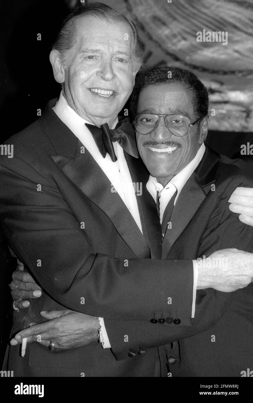 Sammy Davis Jr. Milton Berle 1985Photo by Adam Scull/PHOTOlink ...
