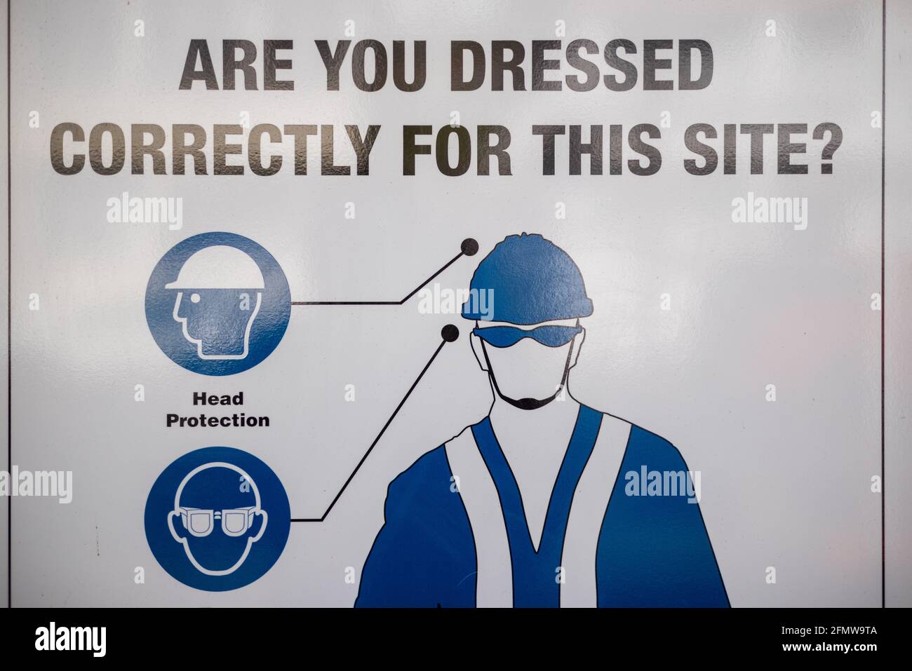 Safety helmet sign hi-res stock photography and images - Alamy