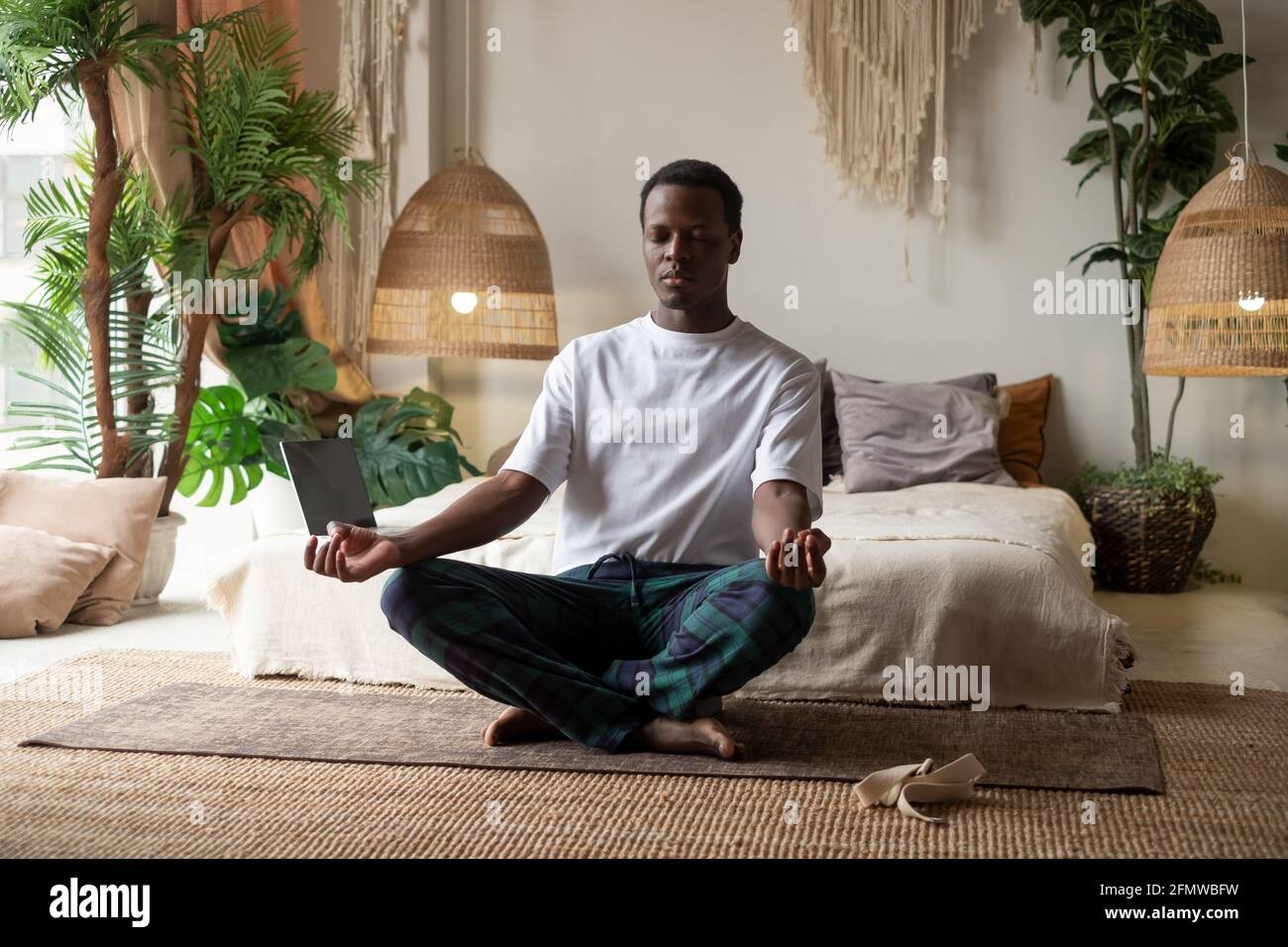 Rest in bedroom african hi-res stock photography and images - Alamy