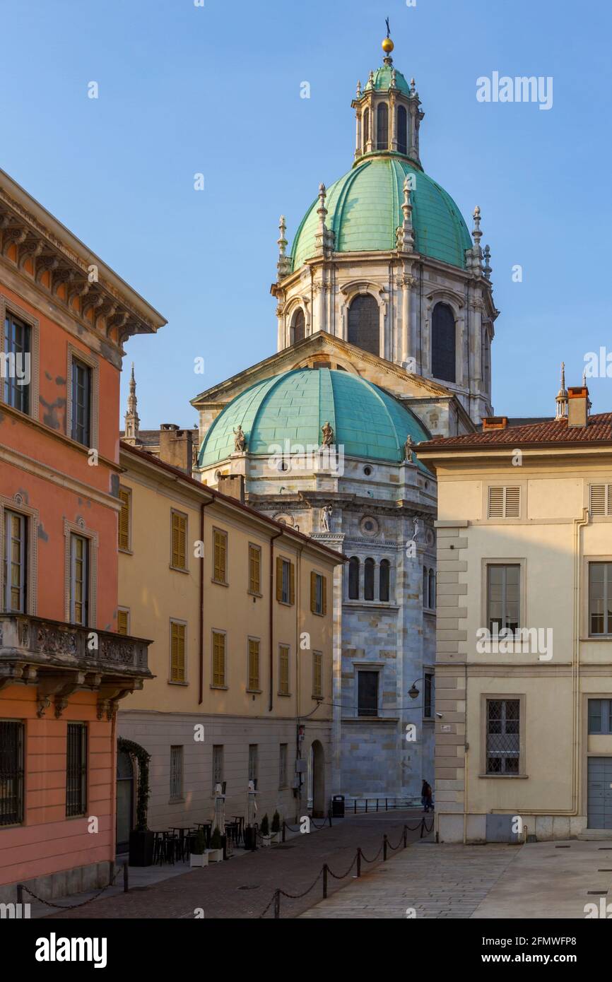 Como Cathedral Exterior High Resolution Stock Photography and Images ...