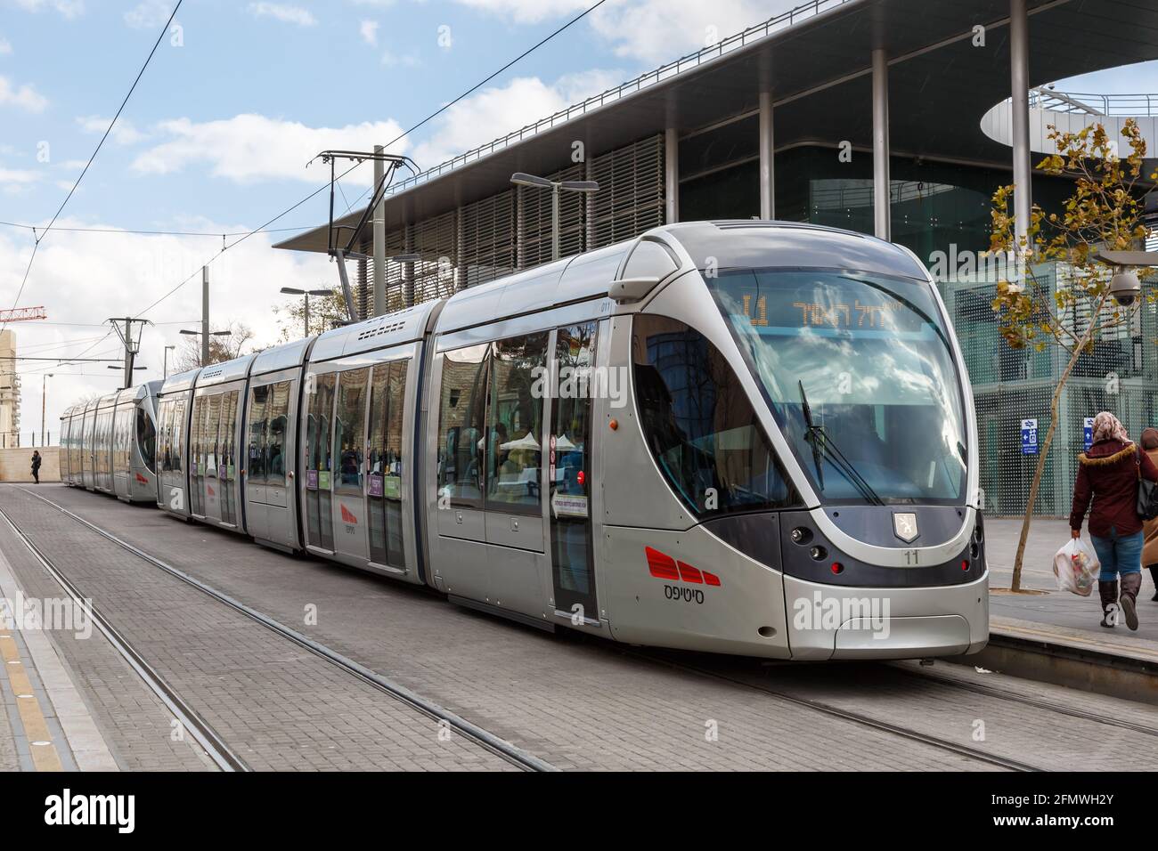 Tram train jerusalem hi-res stock photography and images - Alamy