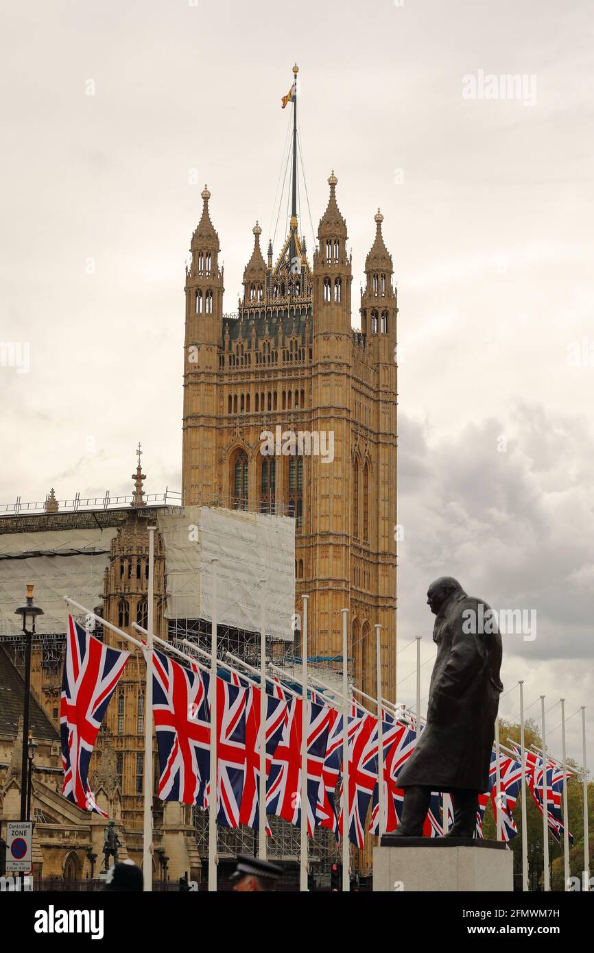Churchill flag hi-res stock photography and images - Alamy