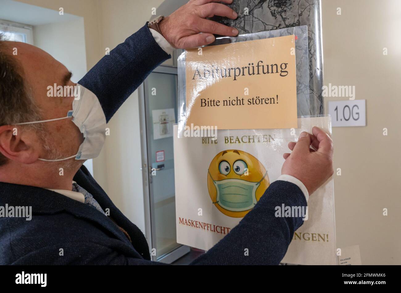 Headmaster sign hi-res stock photography and images - Alamy