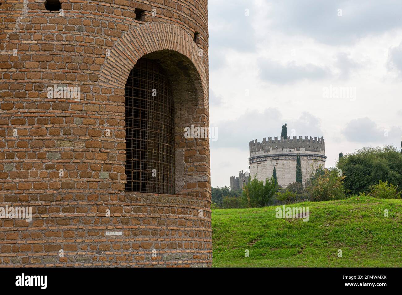 Tomb of Caecilia Metella on the Appian Way Stock Photo - Alamy