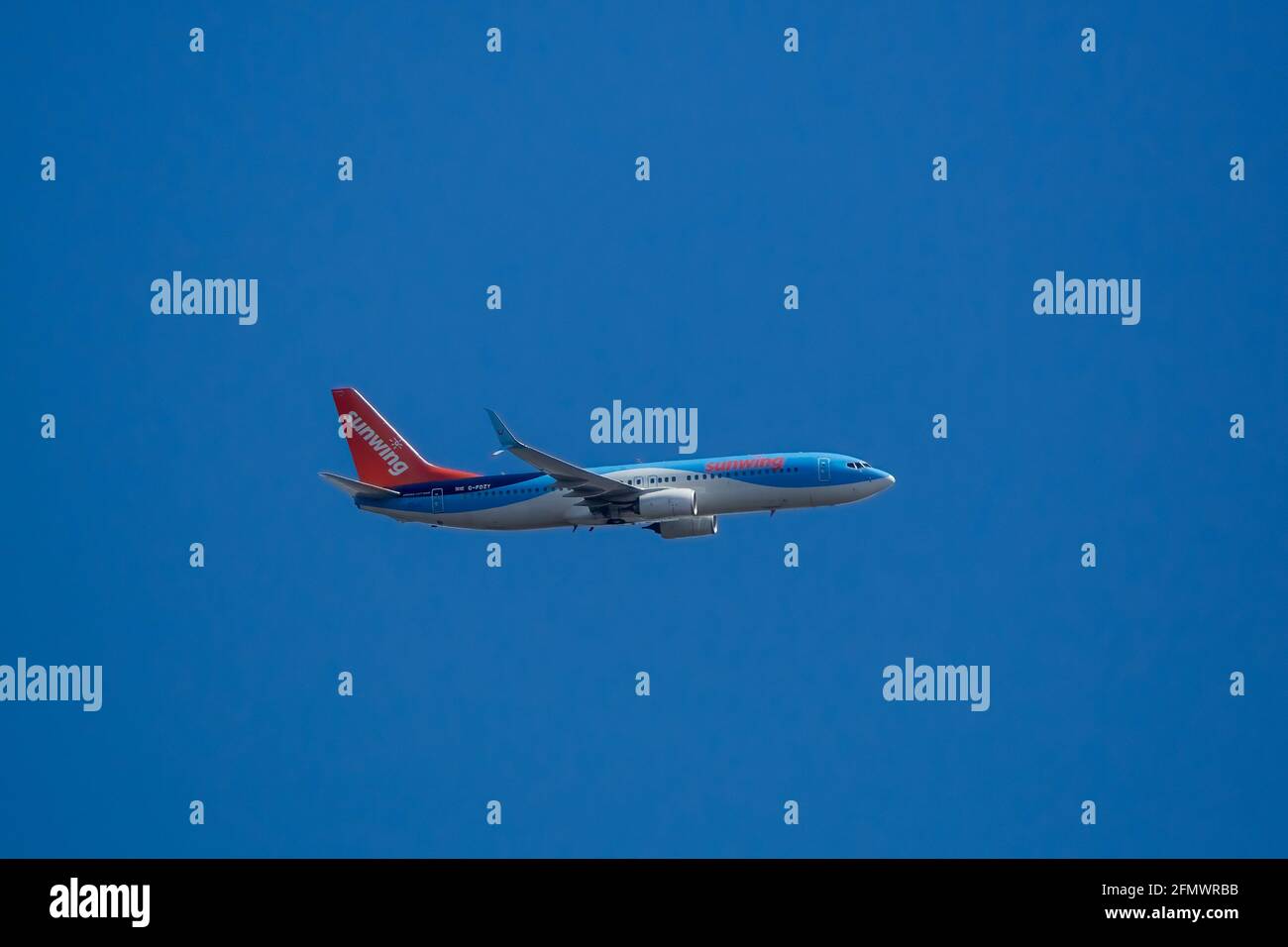 Boeing 737 next generation hi-res stock photography and images - Alamy