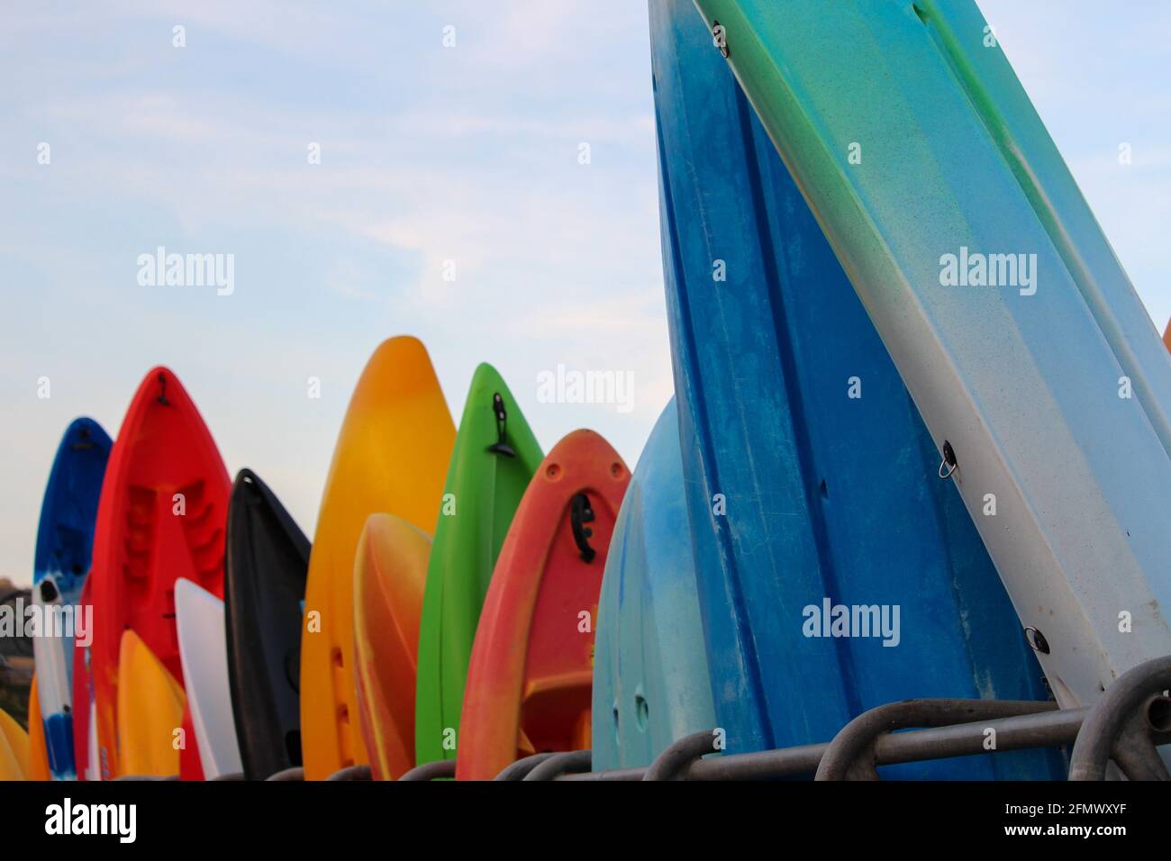 Riding boards hi-res stock photography and images - Alamy