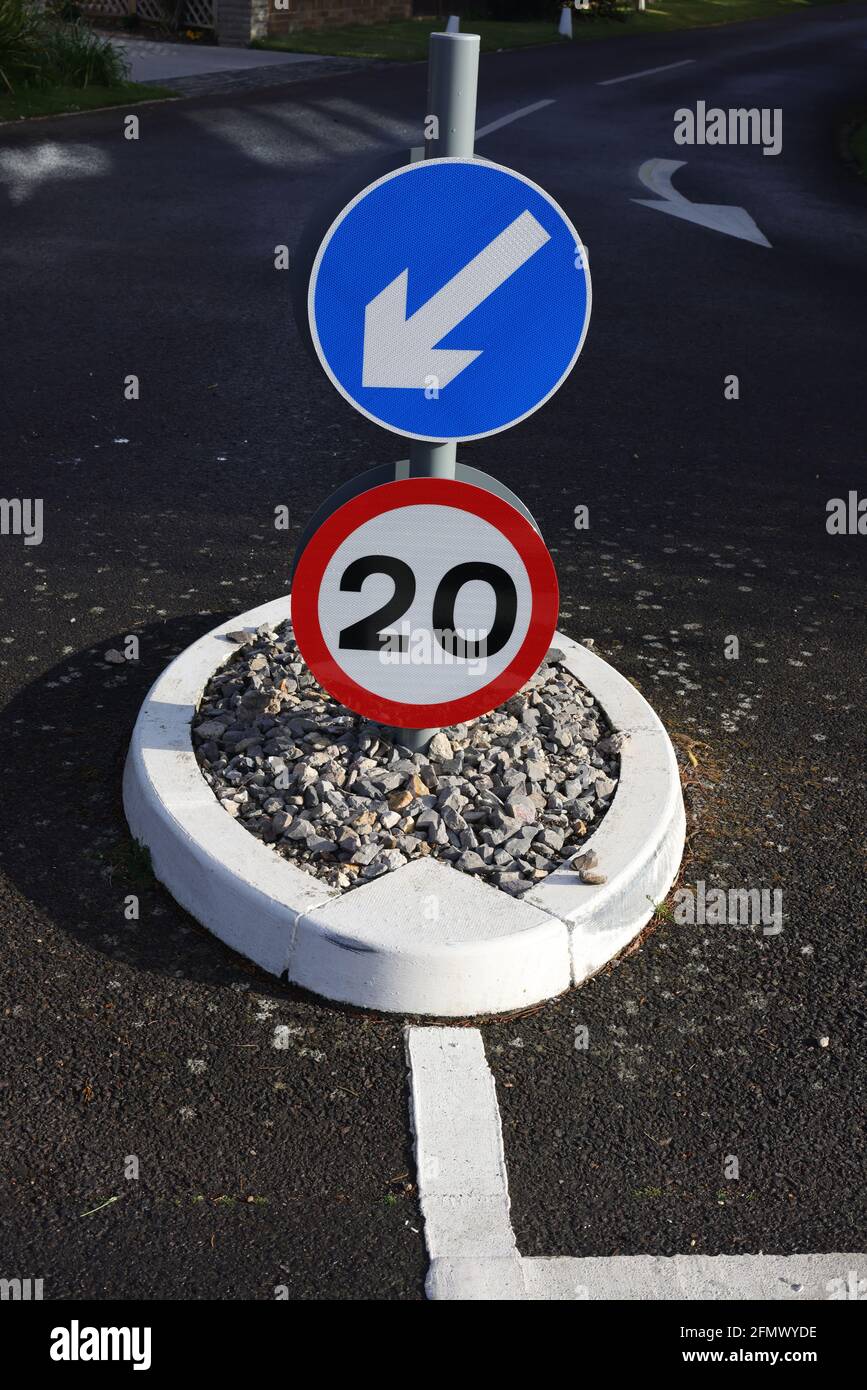 20 Miles Per Hour Speed Sign Stock Photo Alamy 20 Miles Per Hour Speed Sign Stock Photo Alamy
