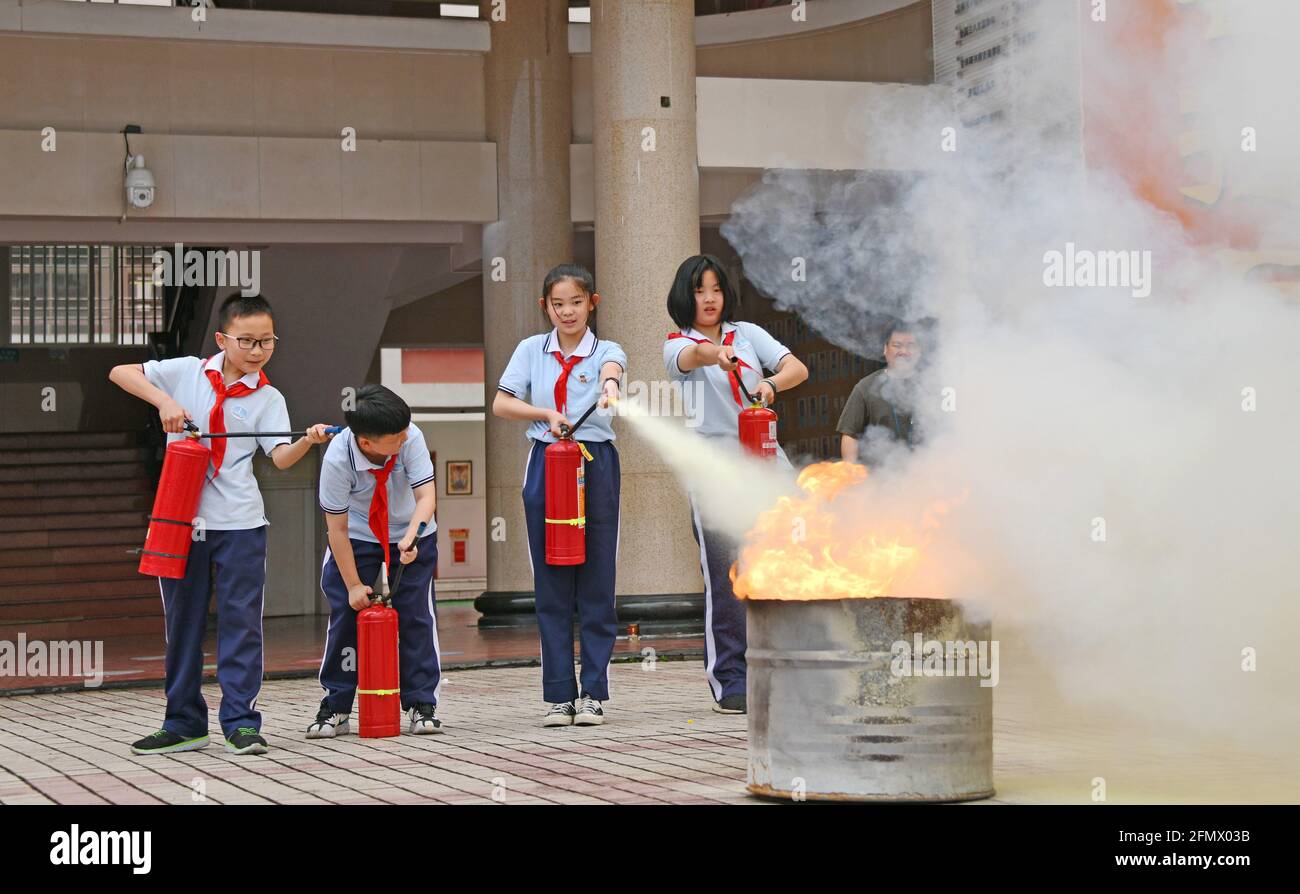 School emergency drill hi-res stock photography and images - Alamy
