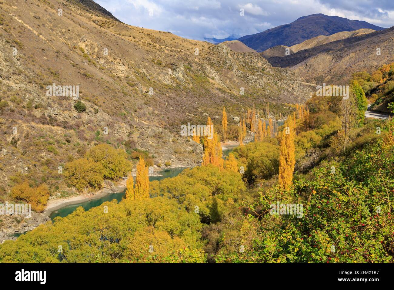 The Kawarau River in the Otago region, South Island, New Zealand ...