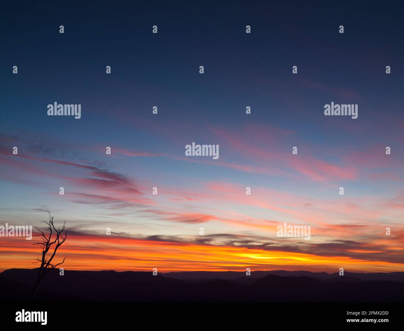Sunset from the Razorback, Alpine National Park, Victoria, Australia ...