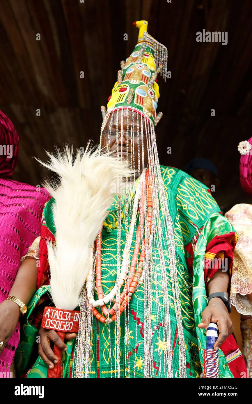 Yoruba monarch hi-res stock photography and images - Alamy