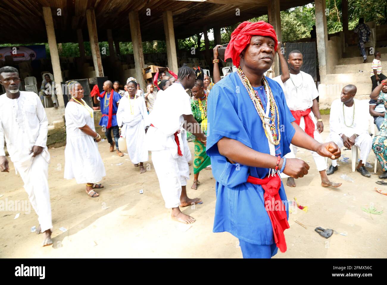 Osun Osogbo: Dance of joy at the acceptance of the sacrifice by Osun ...