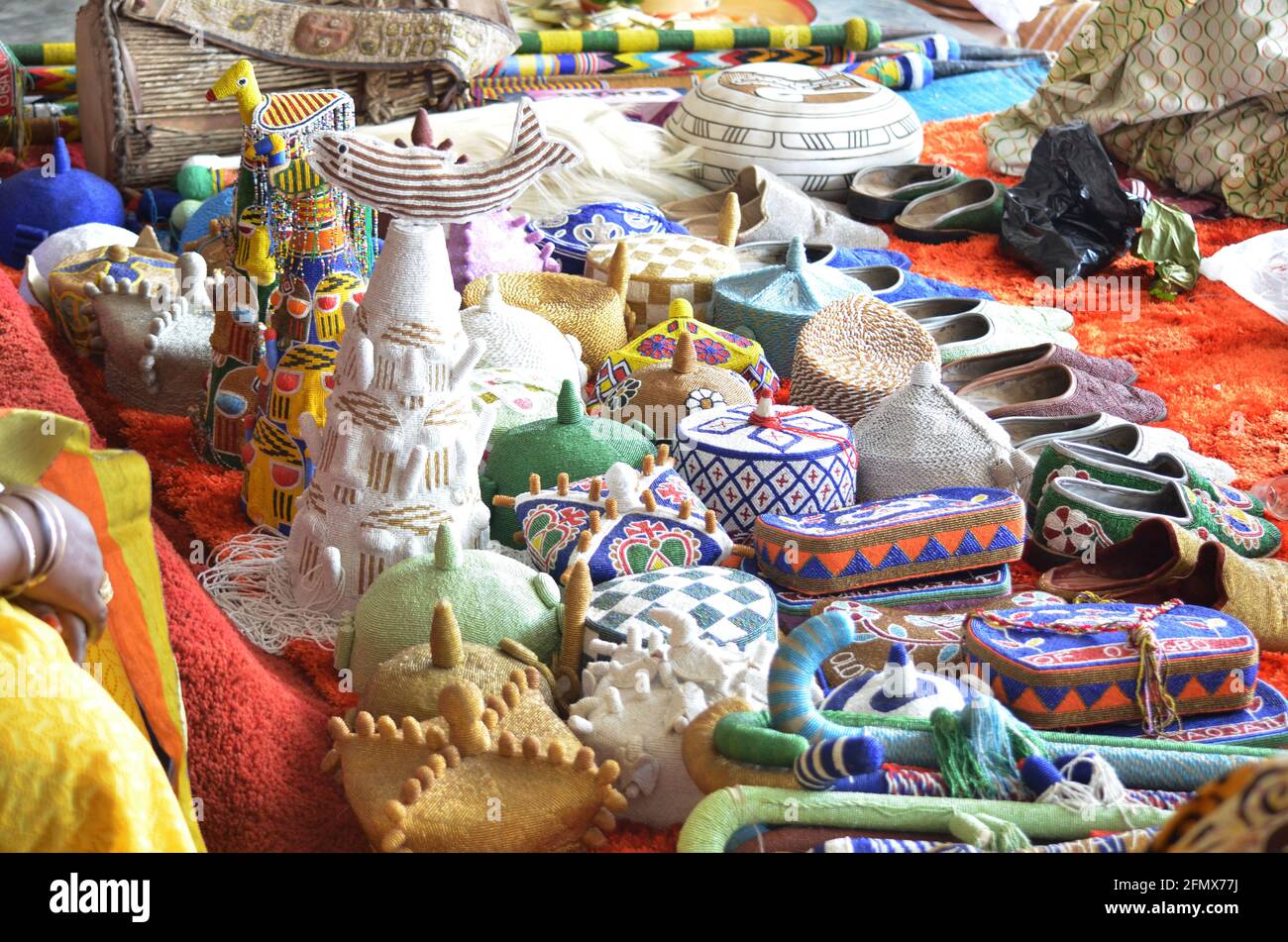 Yoruba crown hi-res stock photography and images - Alamy