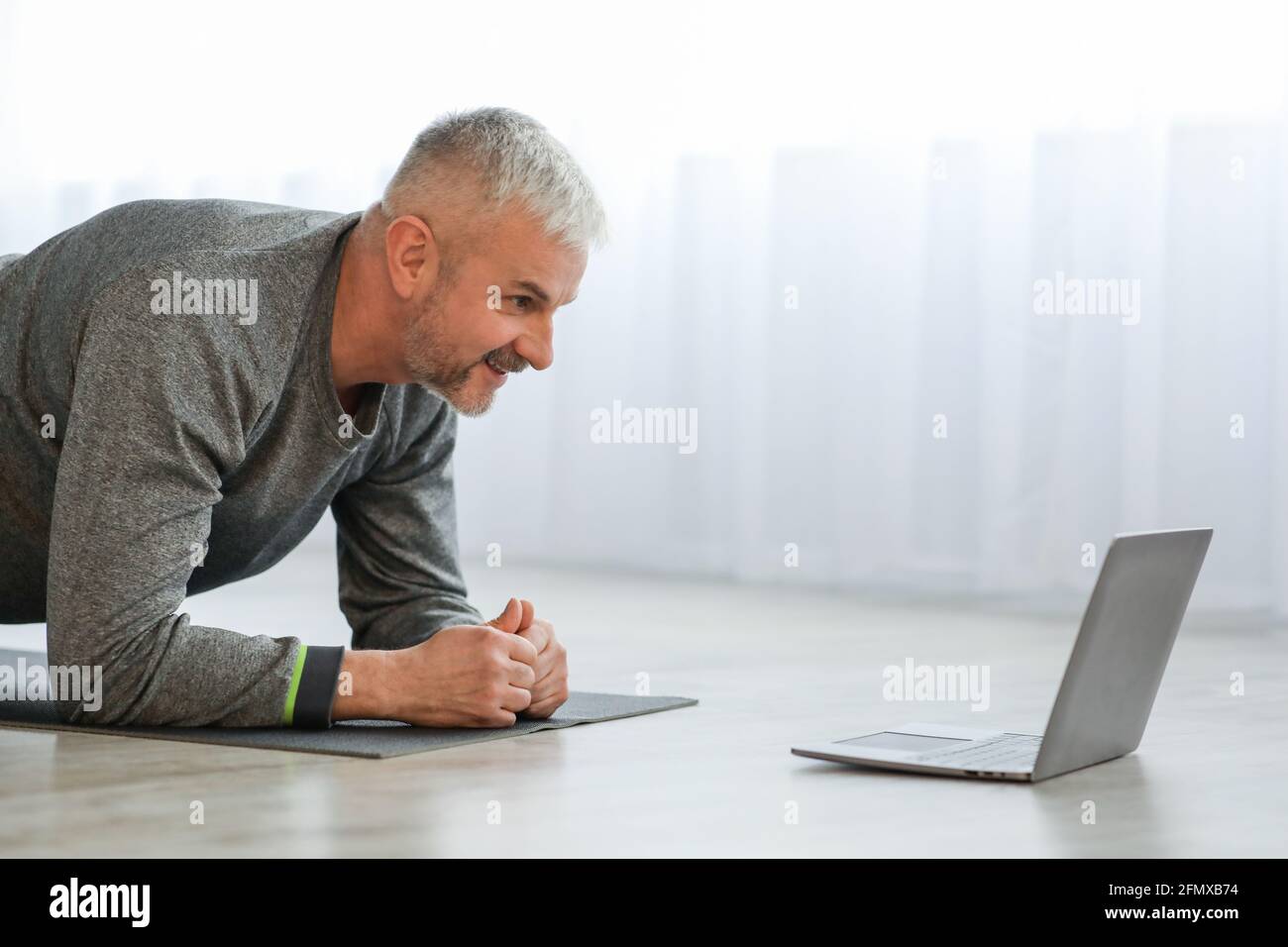 Middle class man hi-res stock photography and images - Alamy
