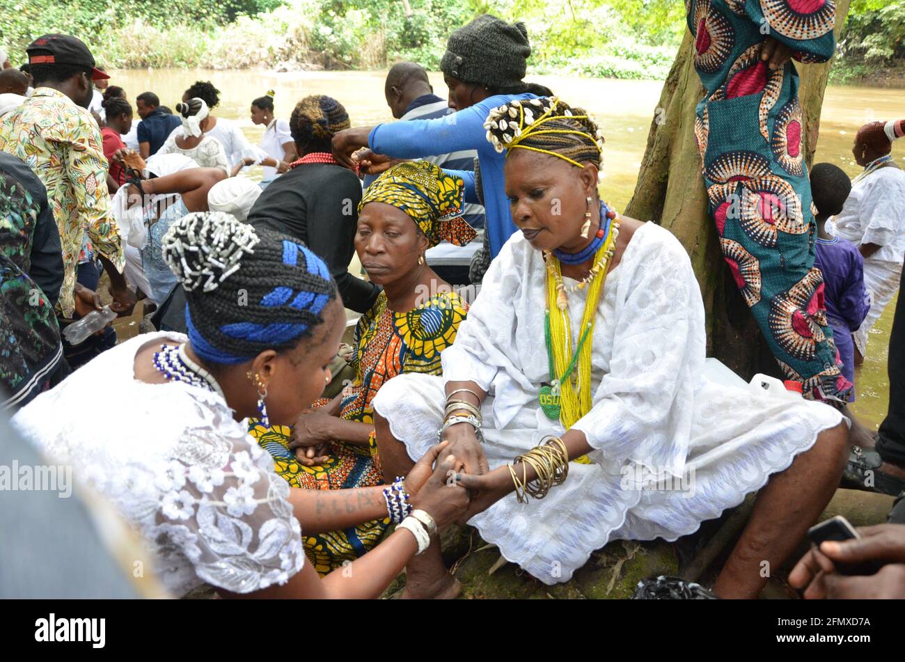 Yoruba woman hi-res stock photography and images - Alamy