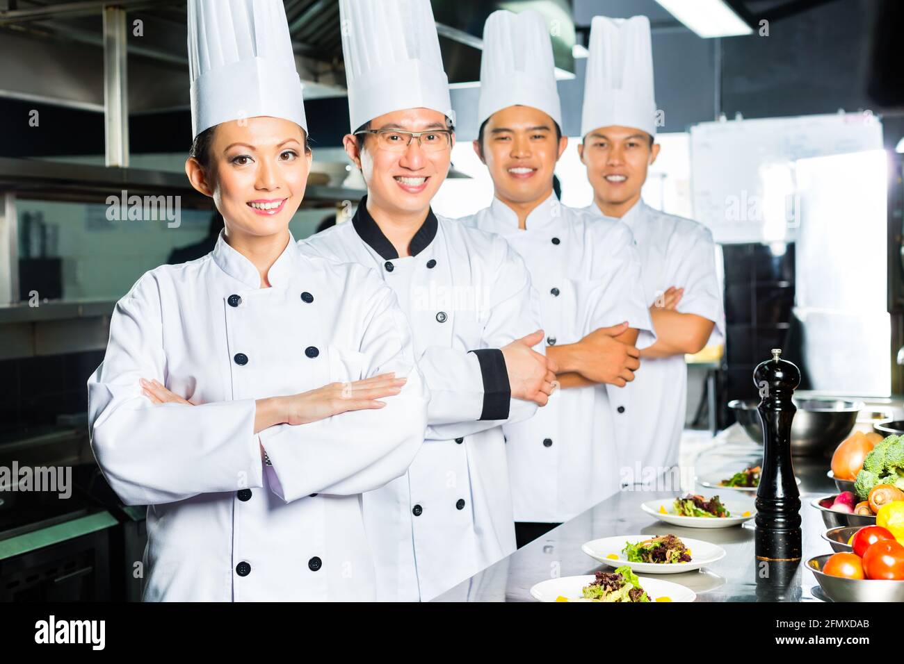 Chinese chefs hi-res stock photography and images - Alamy