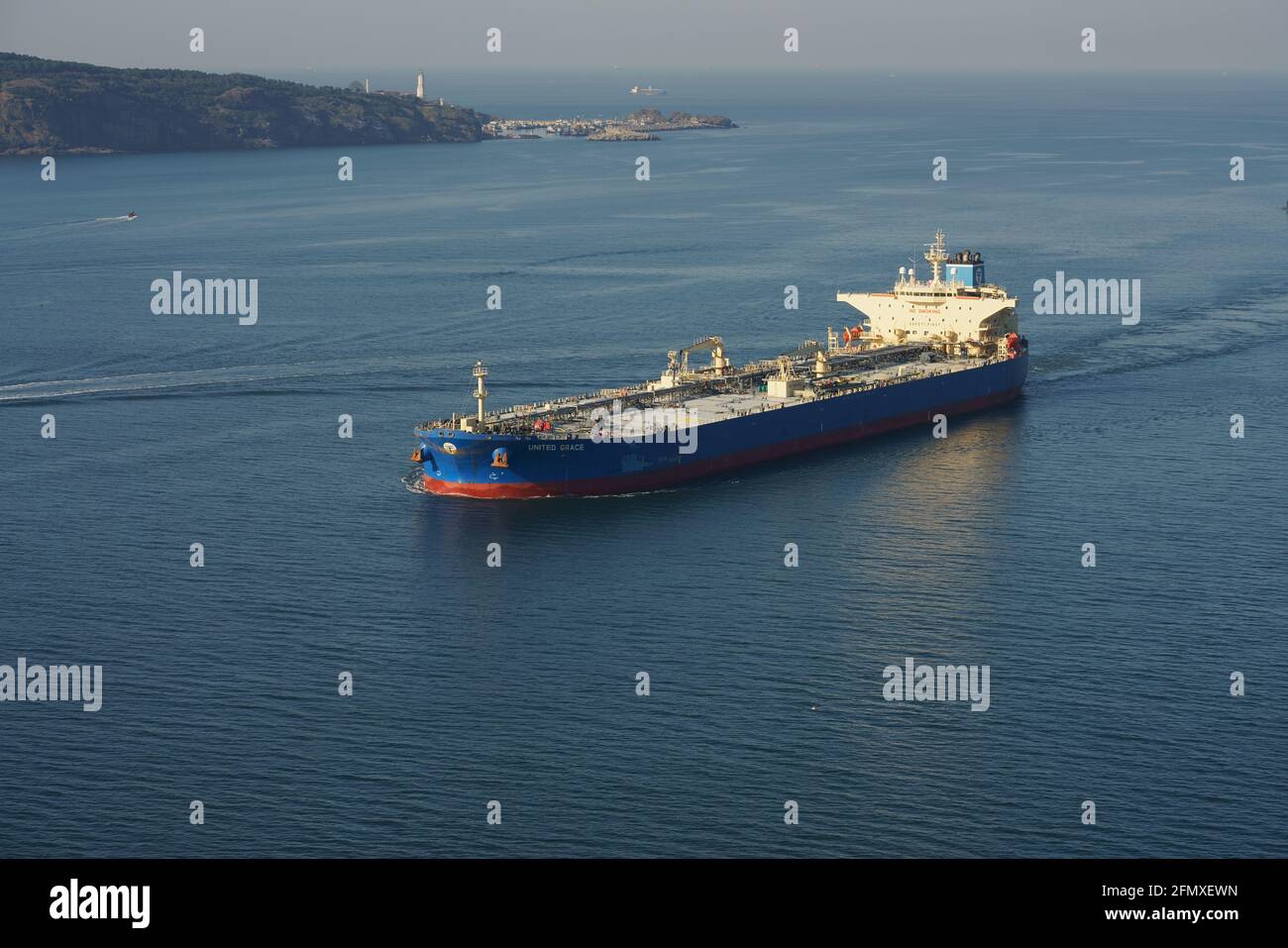 Motor tanker hi-res stock photography and images - Alamy