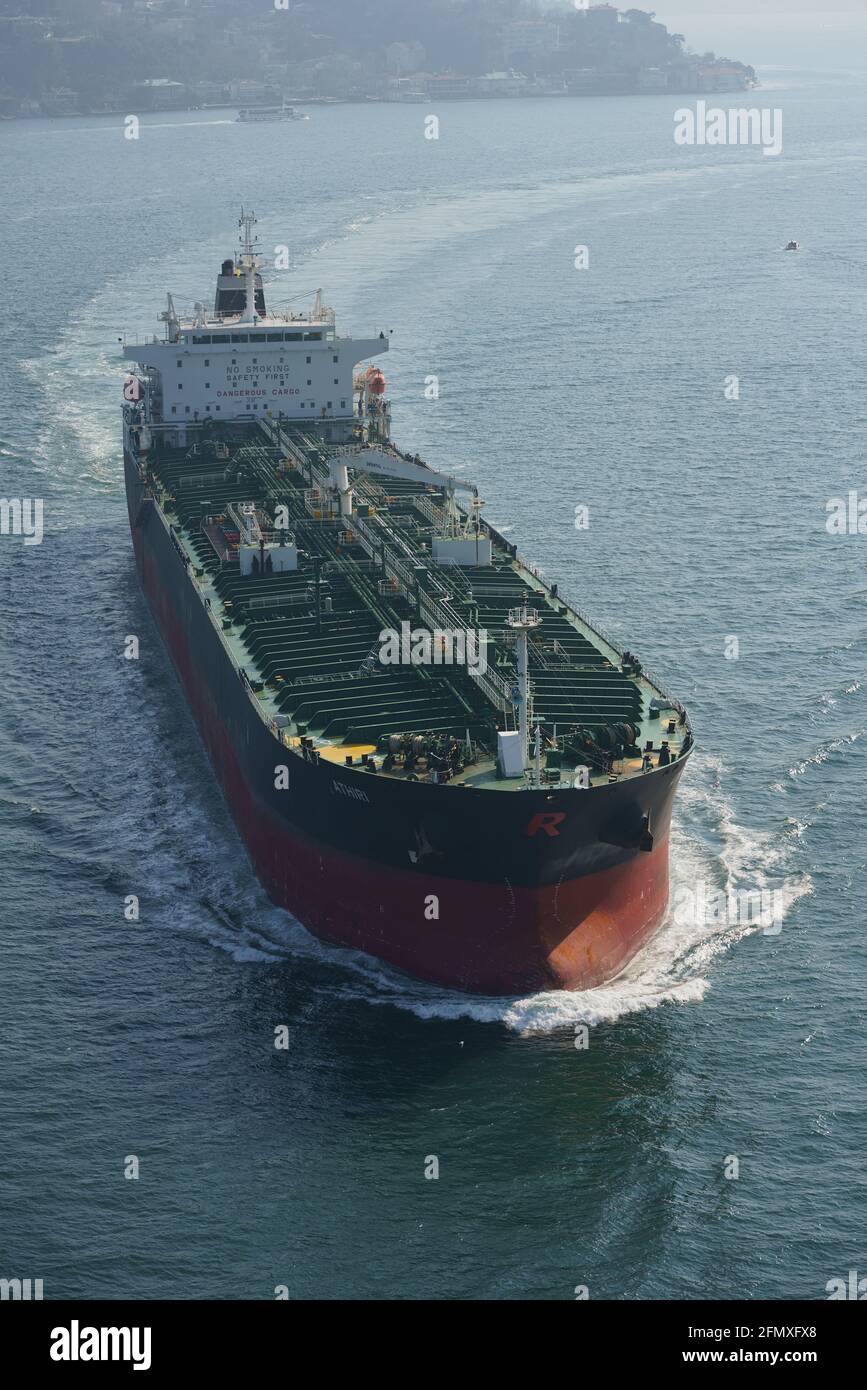 Cargo ship, Motor Tanker MT proceeding at Bosphorus Stock Photo - Alamy