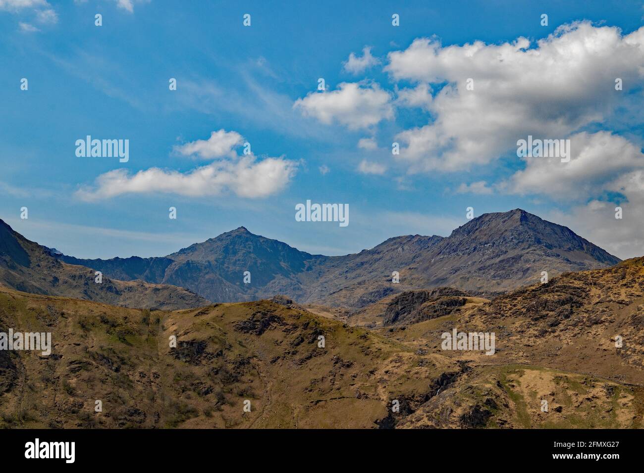 Beautiful landscape of Mount Snowdon showing the horseshoe ridge under ...