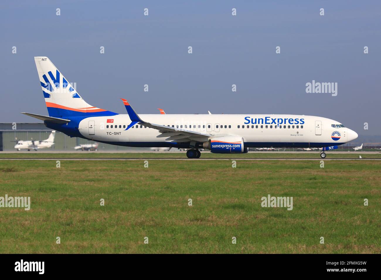 Sunexpress Airlines High Resolution Stock Photography and Images - Alamy