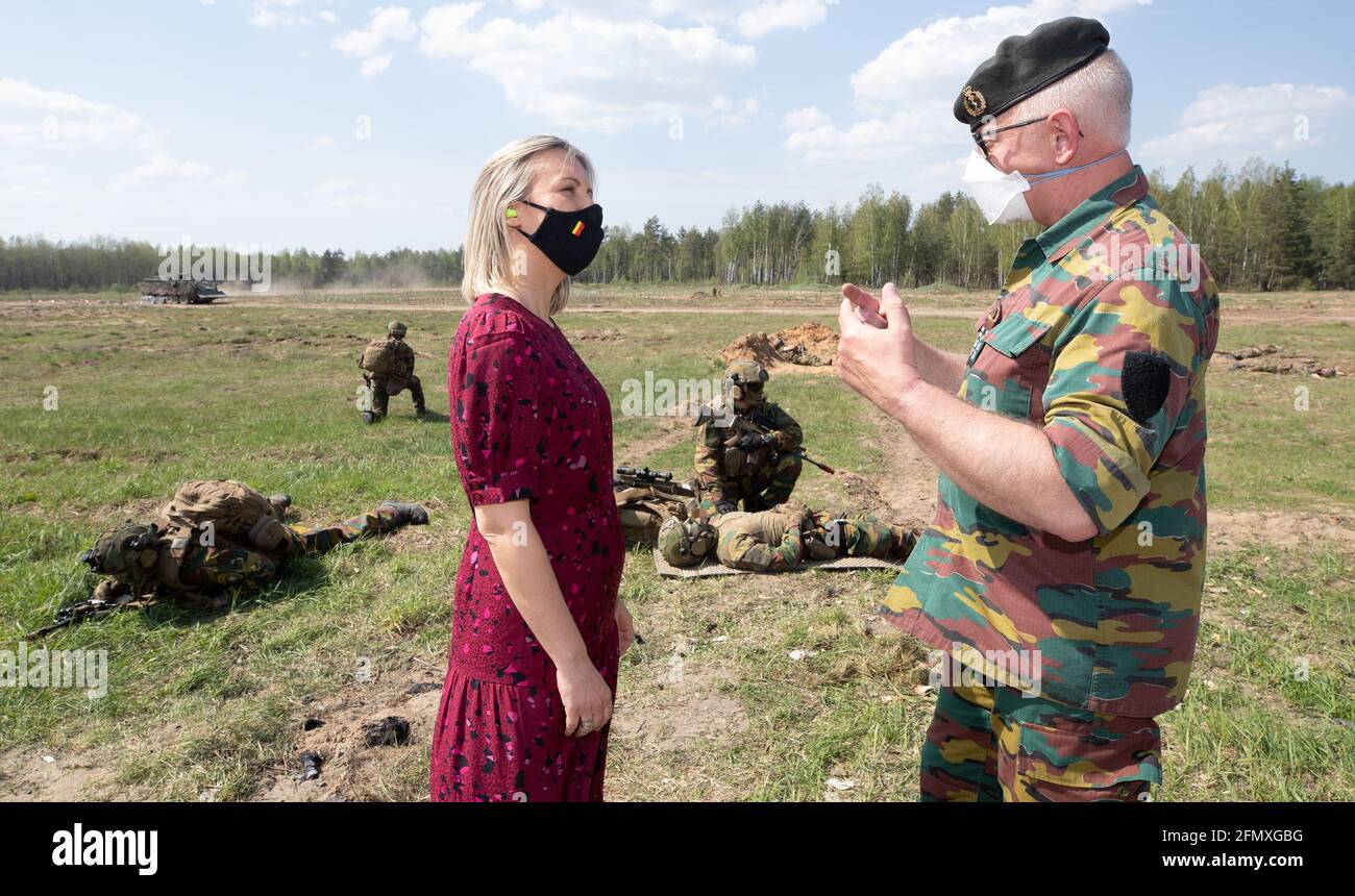Defence minister Ludivine Dedonder and medical component commander ...