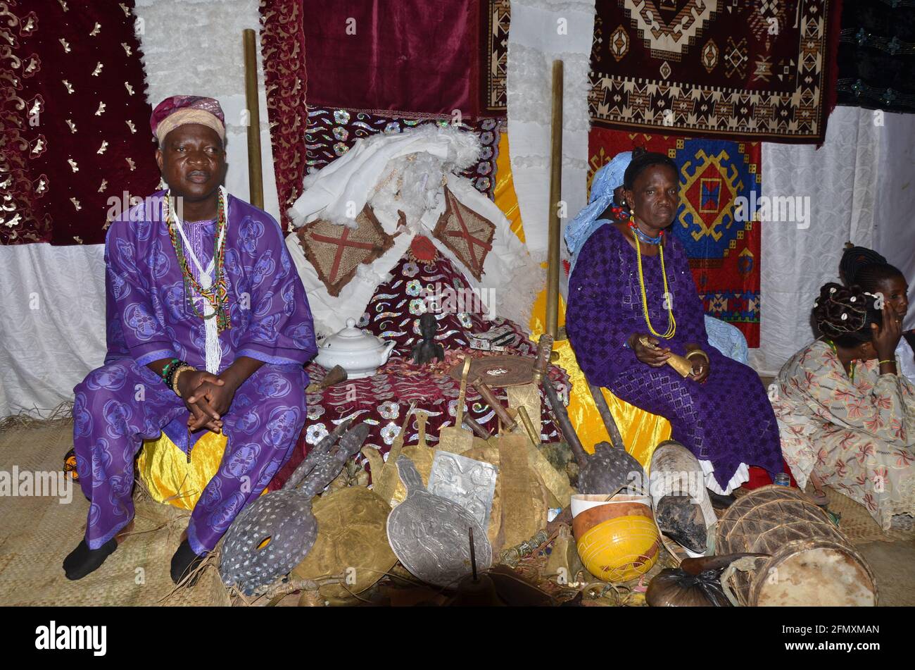 Osun Osogbo Shrine: Baba Osun and Iya Osun sitting beside Osun Stock ...