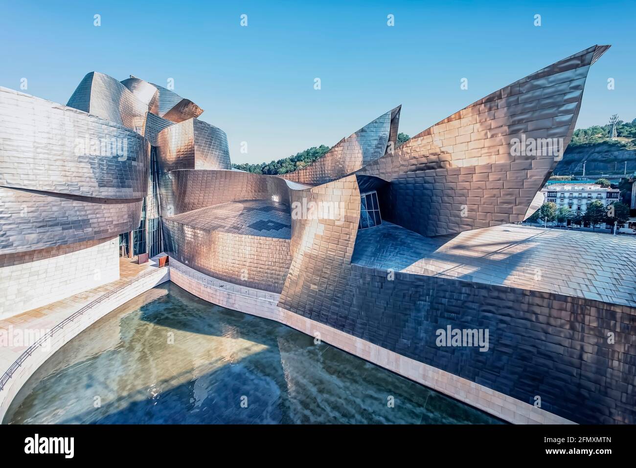 Guggenheim bilbao bridge hi-res stock photography and images - Alamy