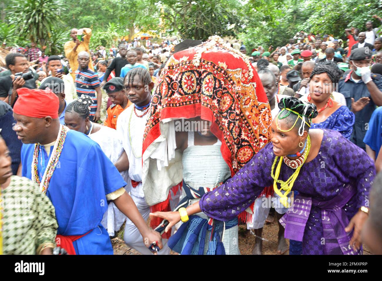 Osun goddess hi-res stock photography and images - Alamy