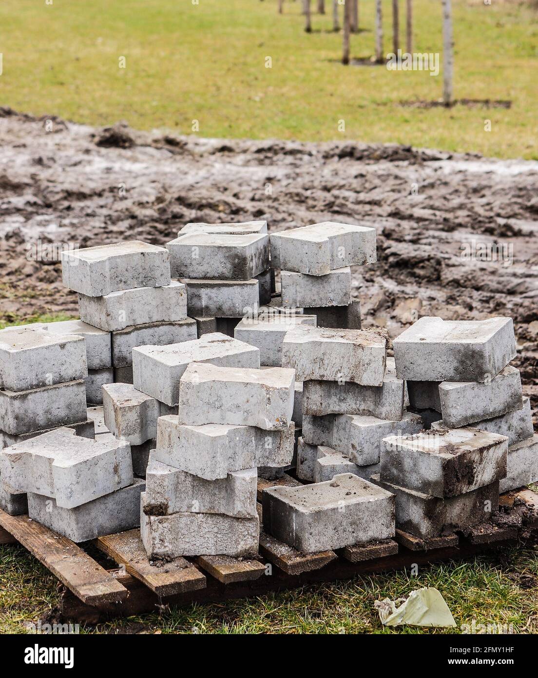 Stone blocks on wooden pallet Stock Photo - Alamy