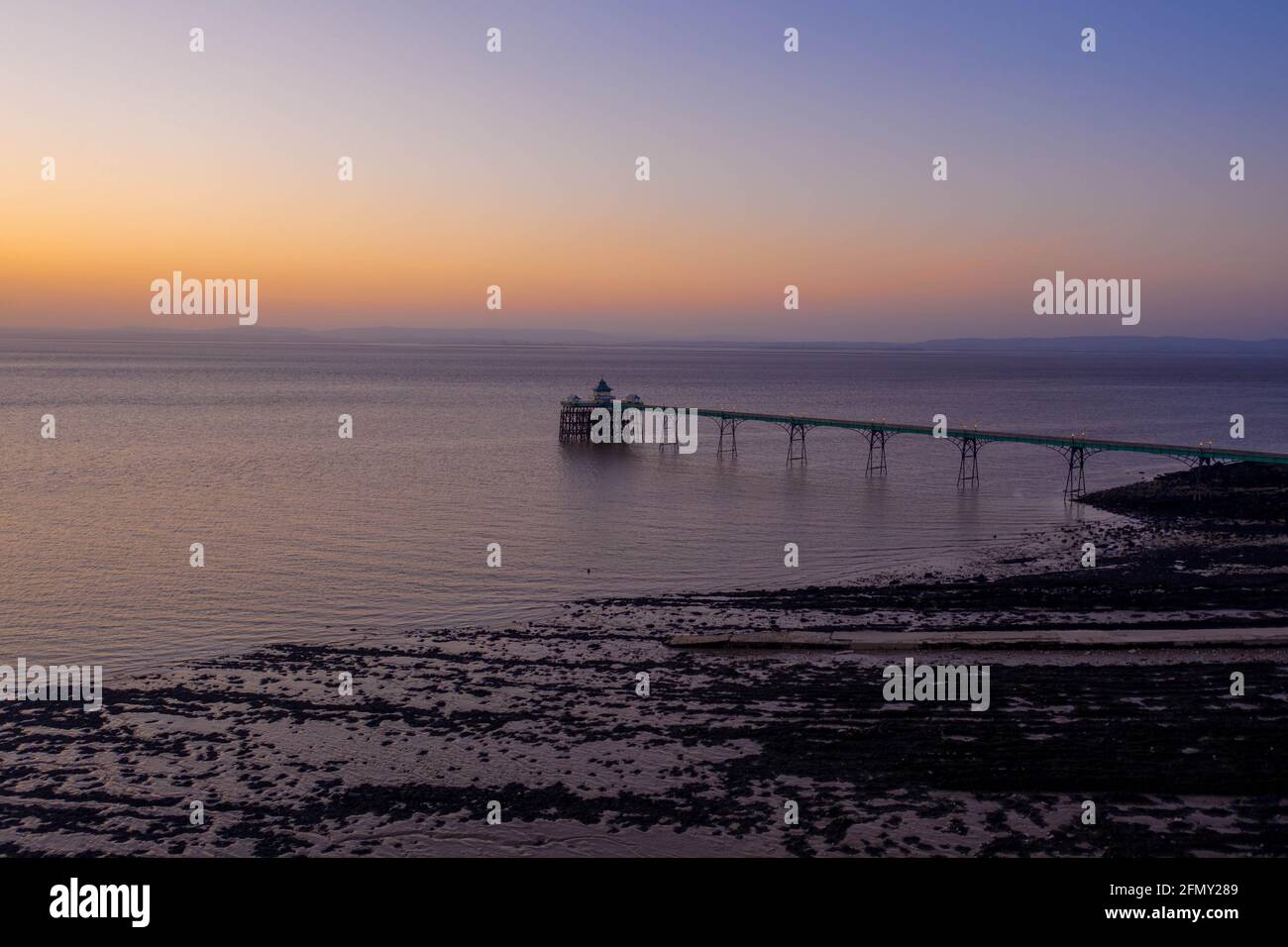 Clevedon somerset aerial hi-res stock photography and images - Alamy