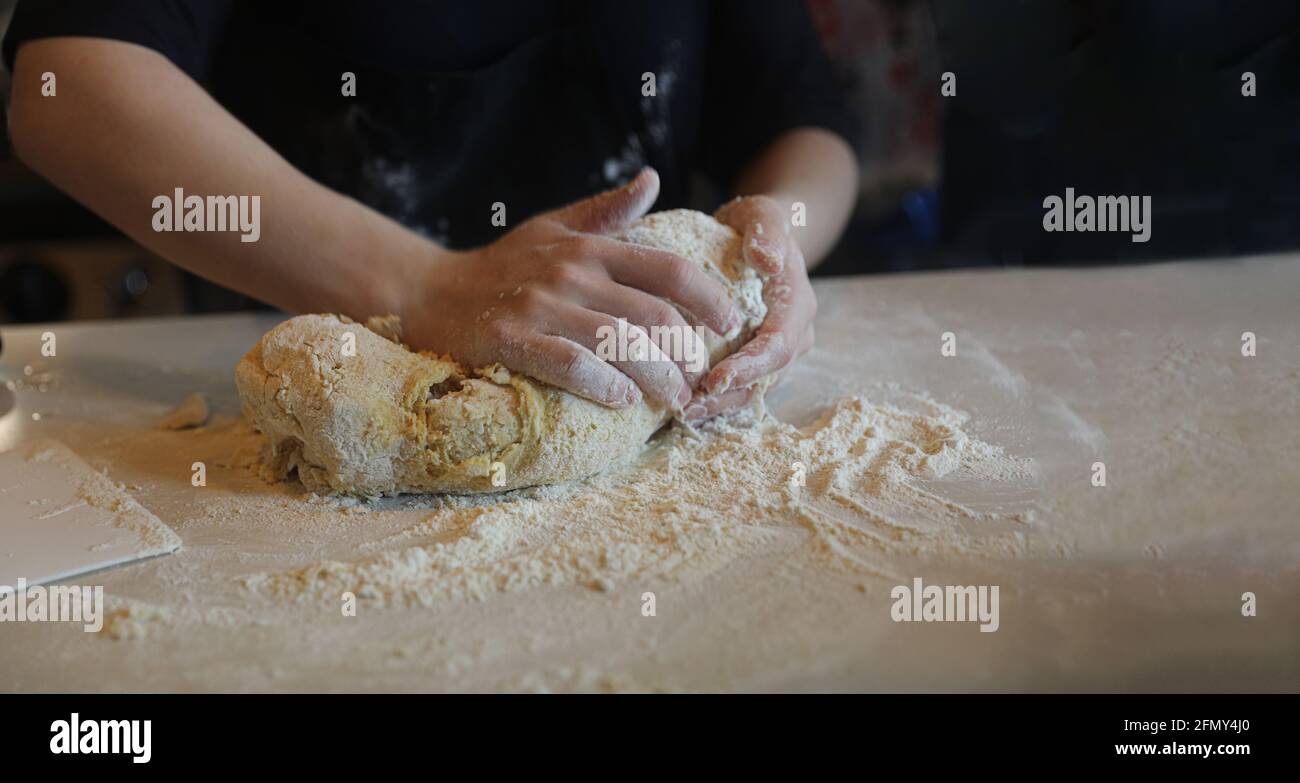 handmade fresh pasta making process. close up Stock Photo - Alamy