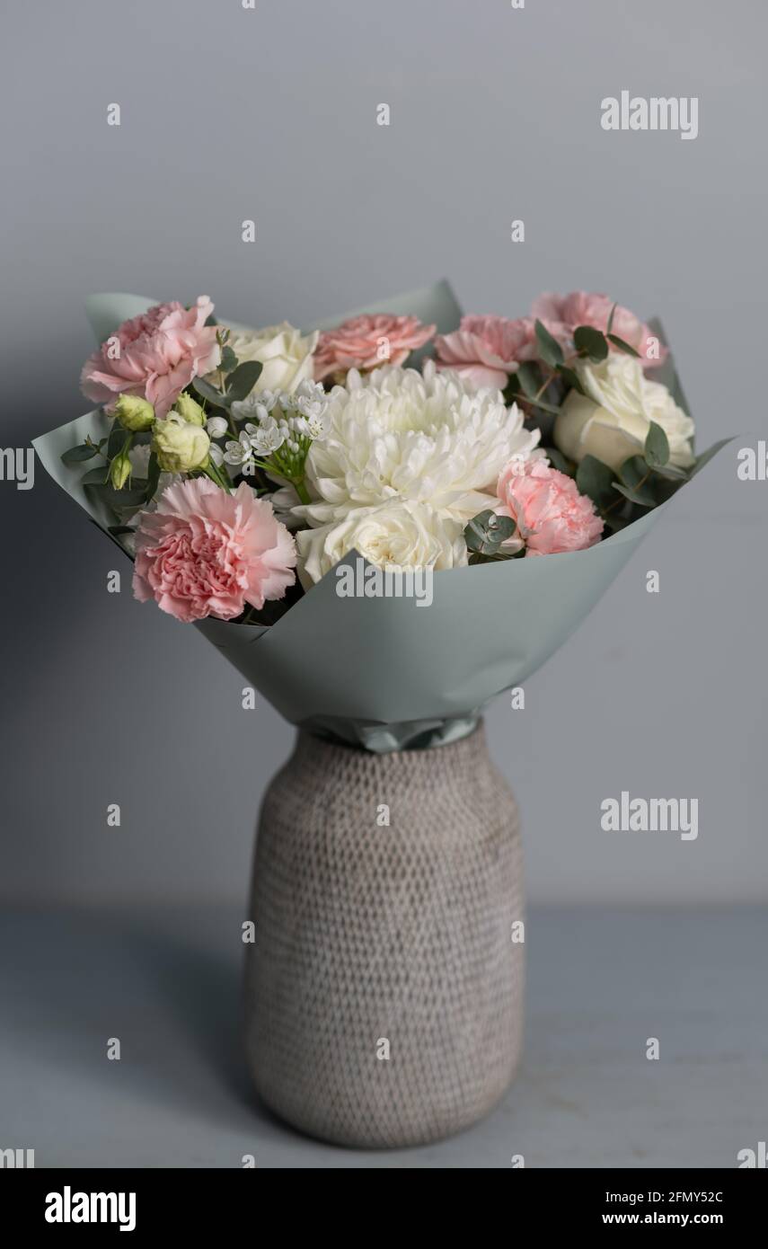 Beautiful large woman making hi-res stock photography and images - Alamy