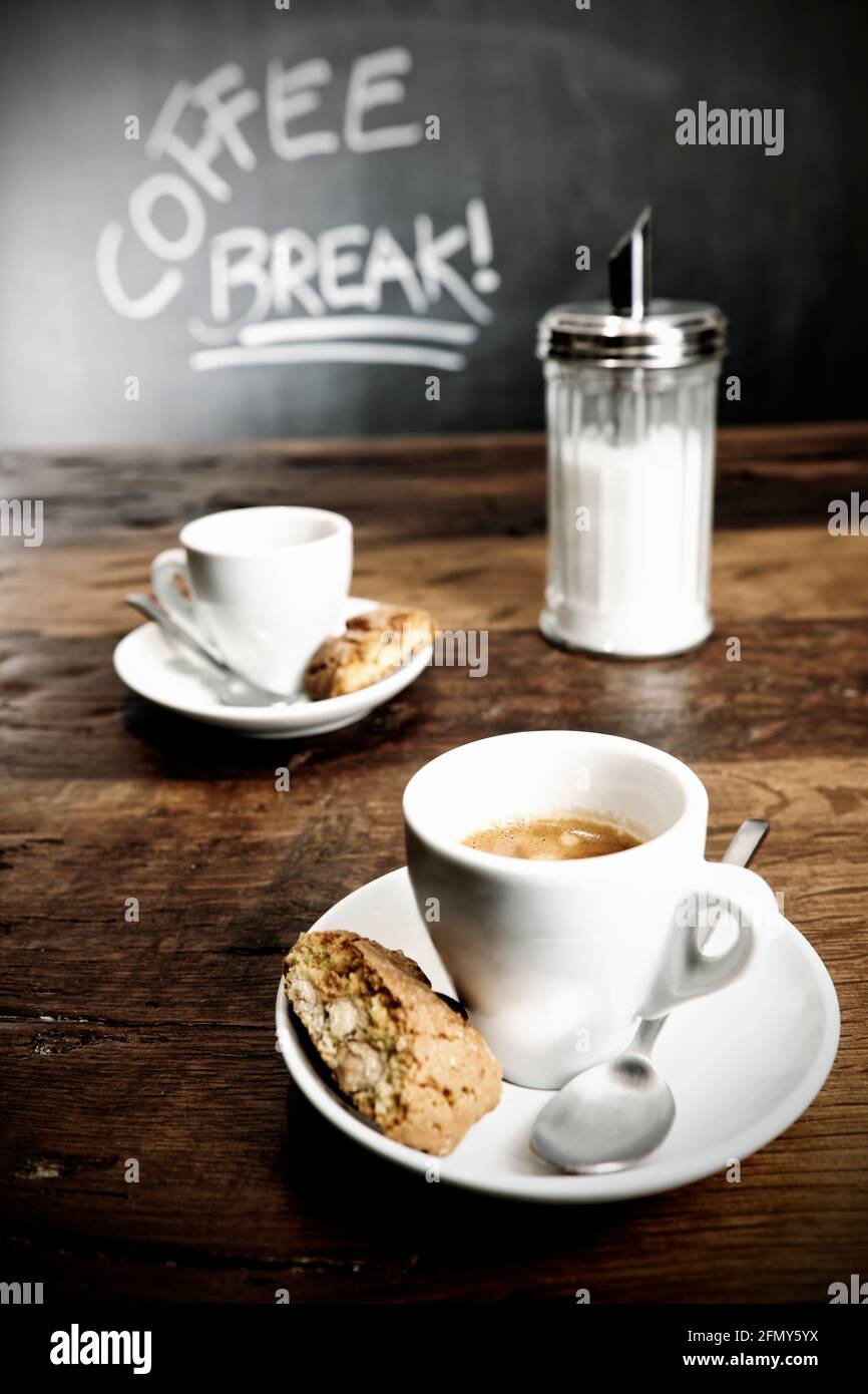 Break brown hi-res stock photography and images - Alamy