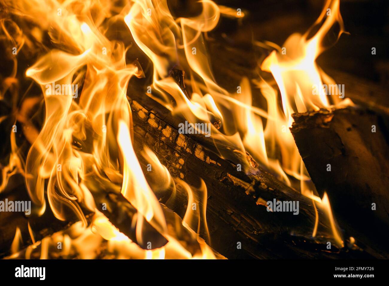 Firewood burns fire in oven hi-res stock photography and images - Alamy