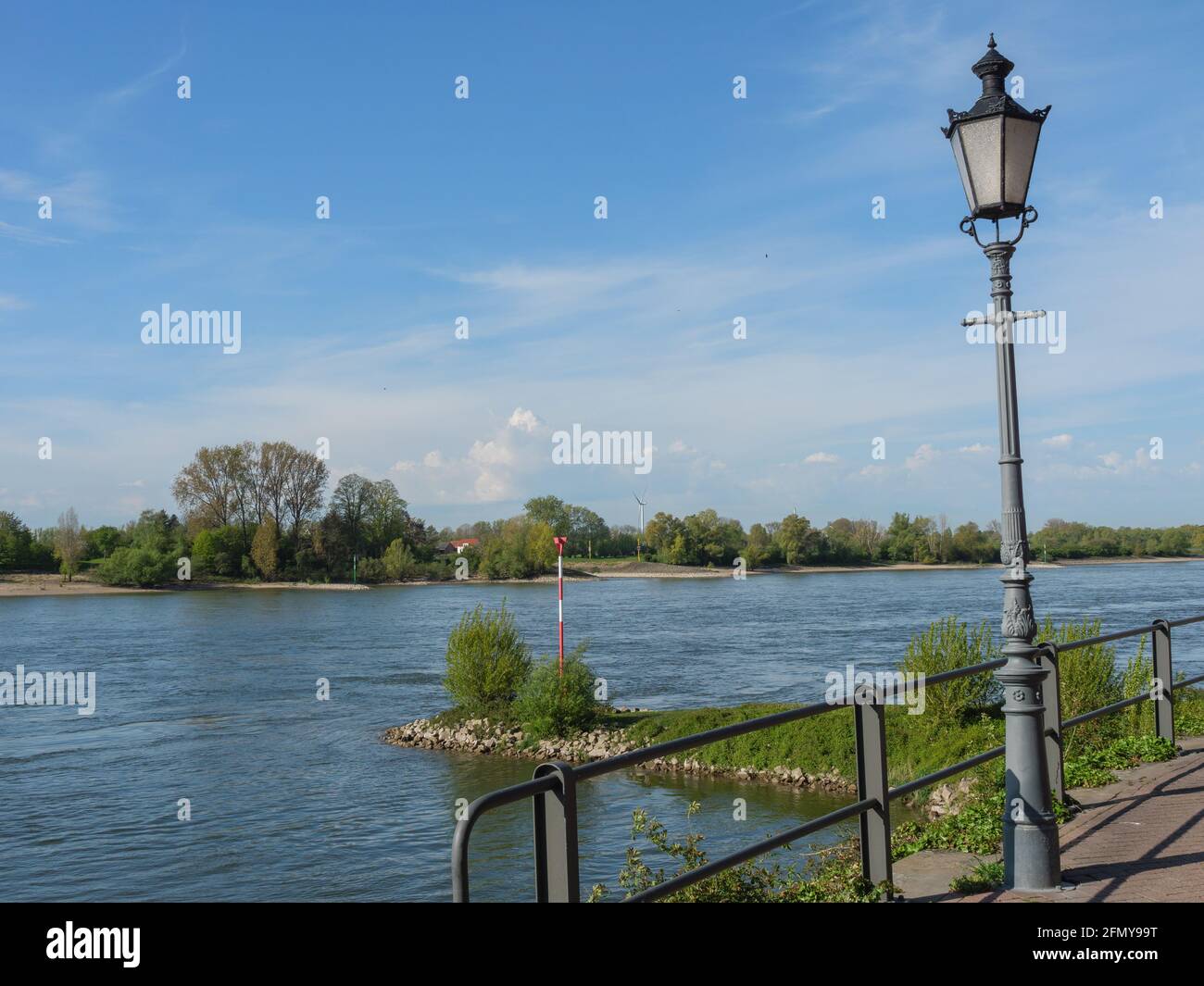 the city of rees at the river rhine Stock Photo - Alamy