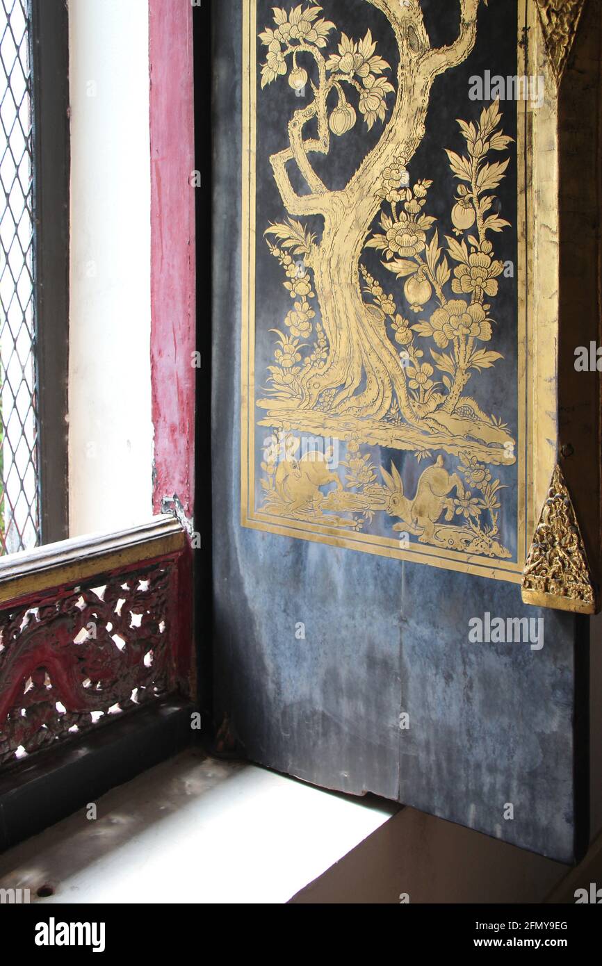 decorated shutter in a museum bangkok (thailand Stock Photo - Alamy