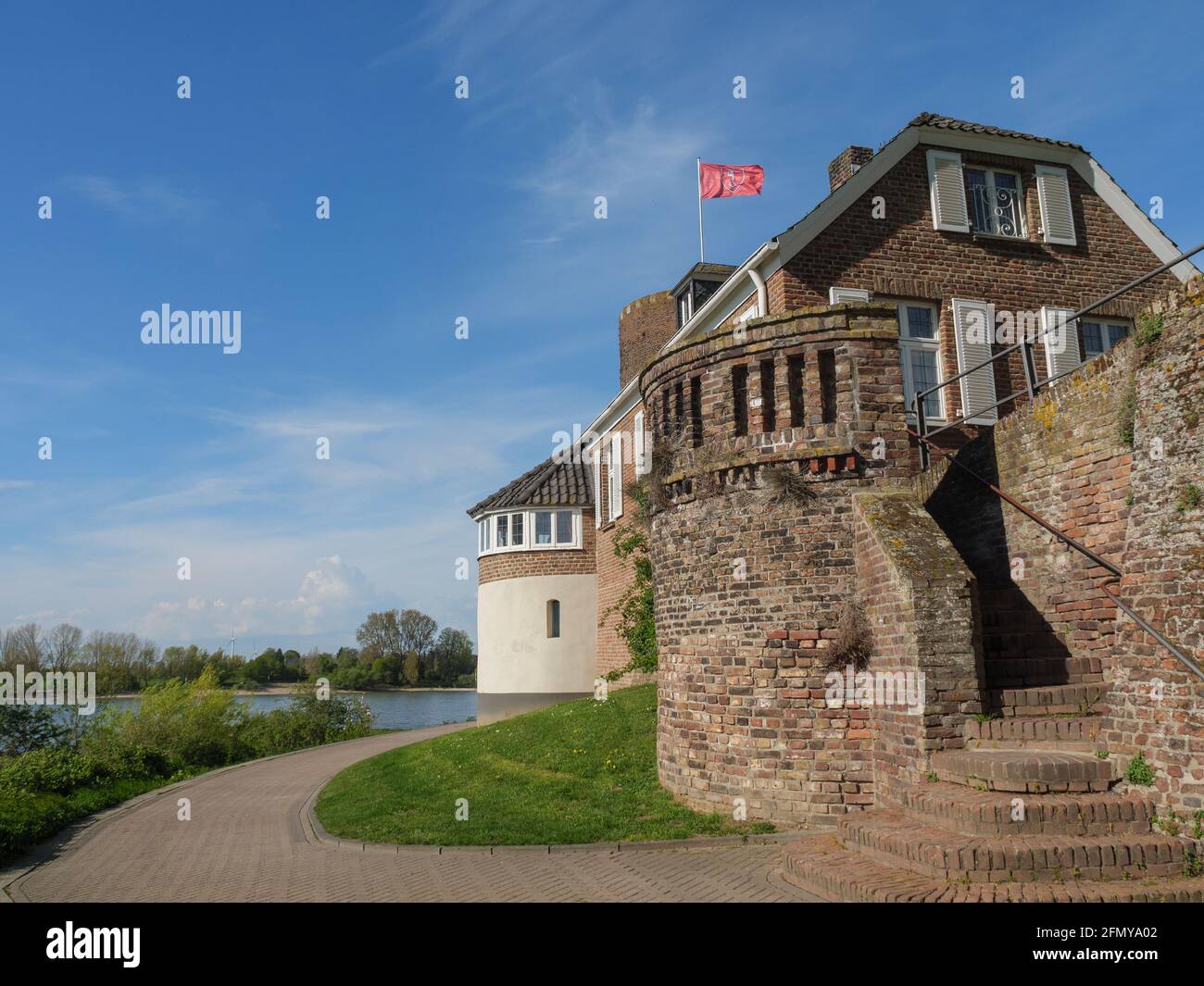 the city of rees at the river rhine Stock Photo - Alamy