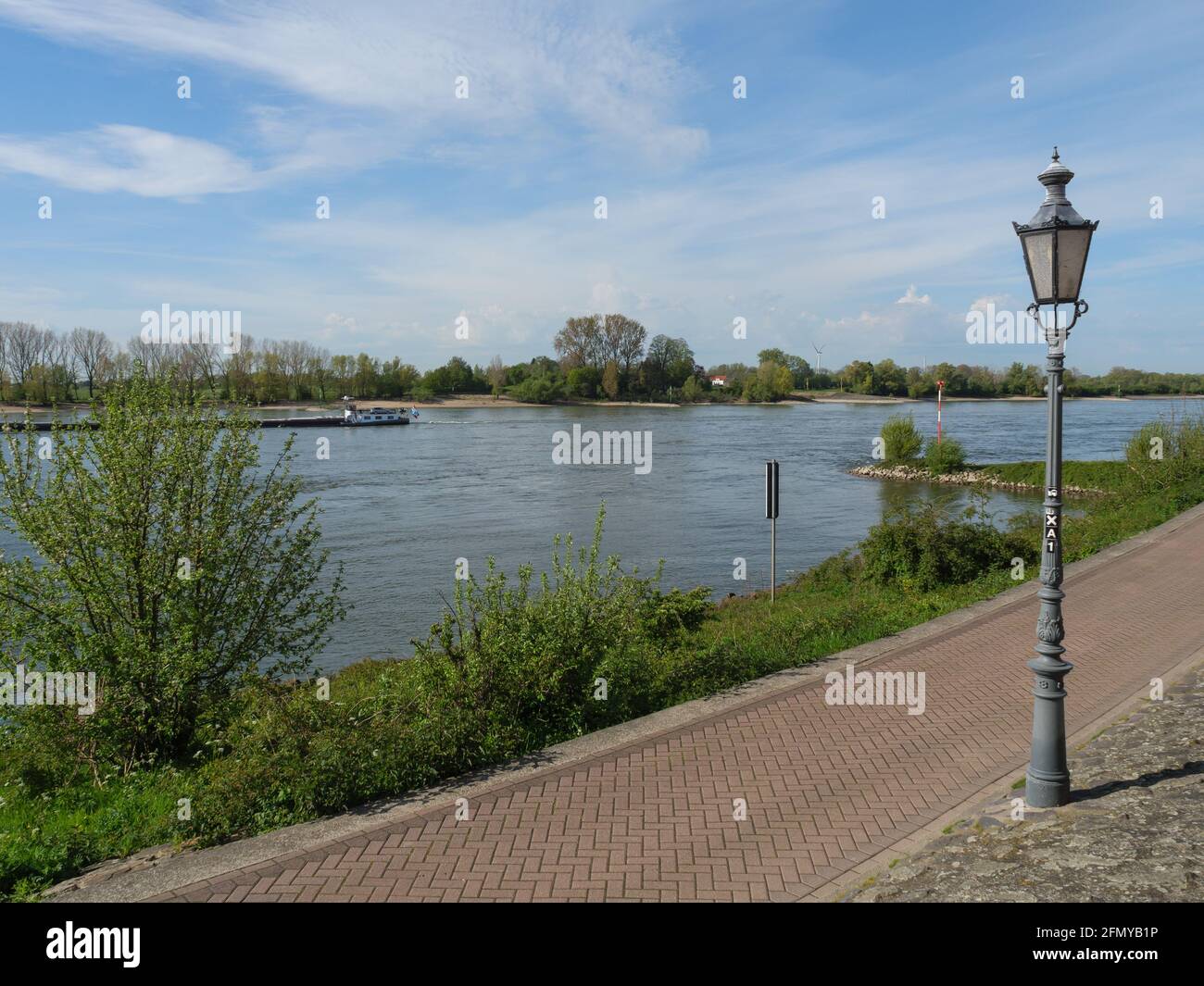the city of rees at the river rhine Stock Photo - Alamy