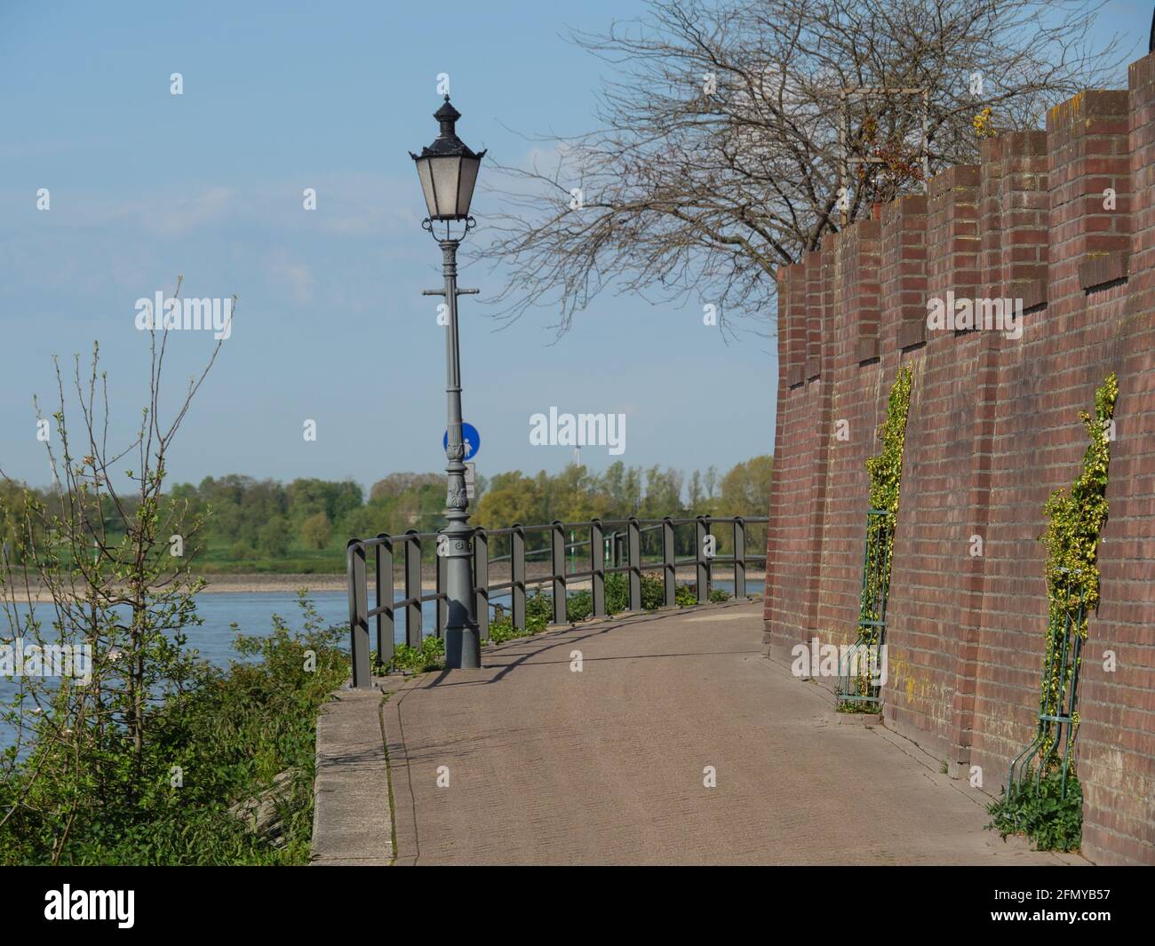 the city of rees at the river rhine Stock Photo - Alamy