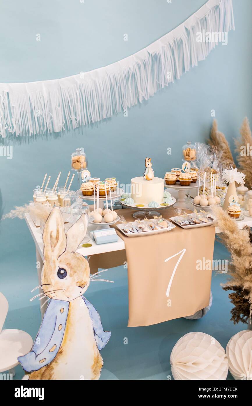 candy bar with balls, macaroon on candy bar Stock Photo - Alamy