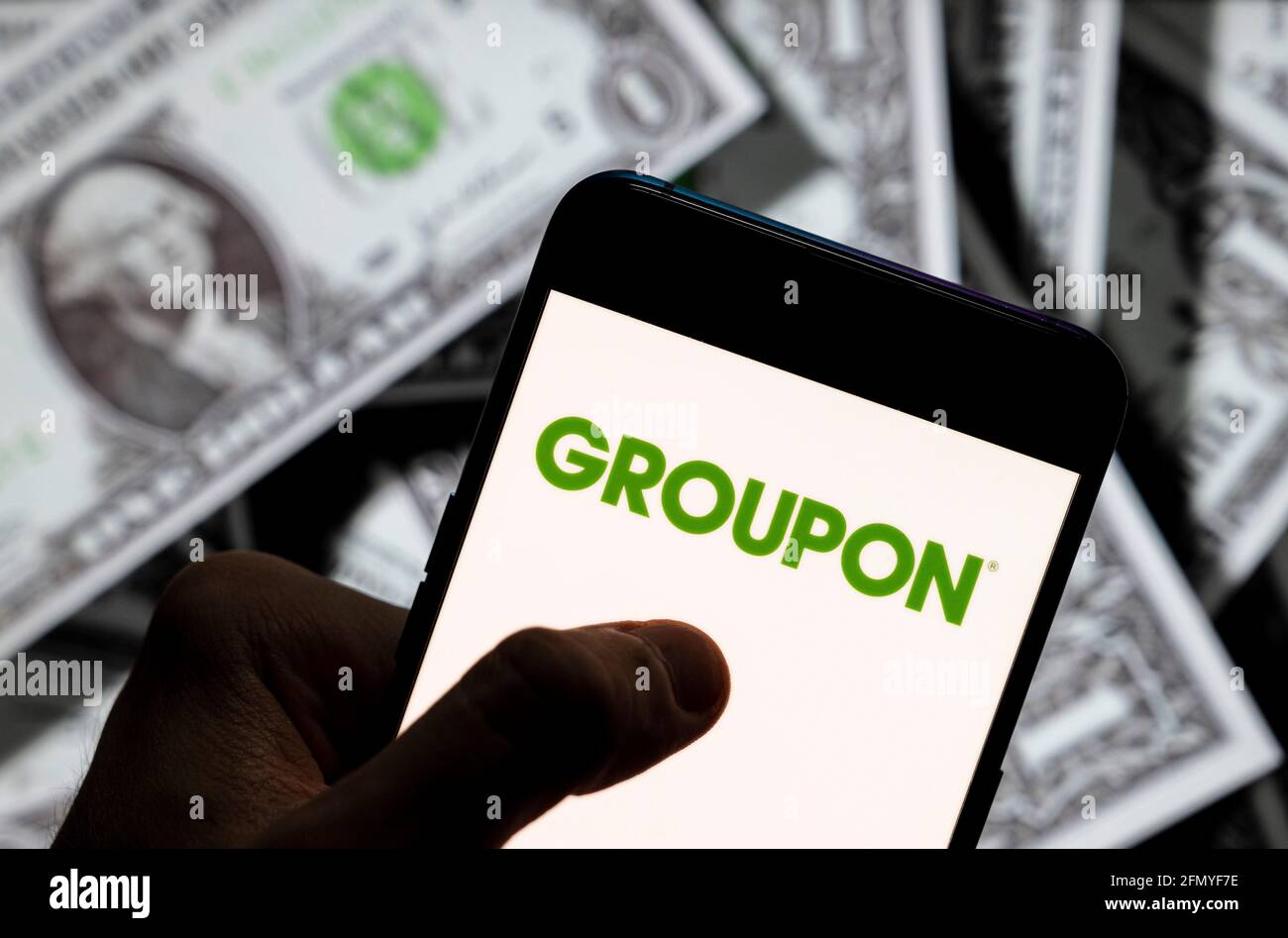 Groupon application hi-res stock photography and images - Alamy