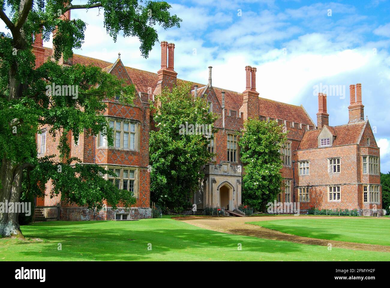 Elizabethan Mapledurham House, Mapledurham Estate, Mapledurham ...