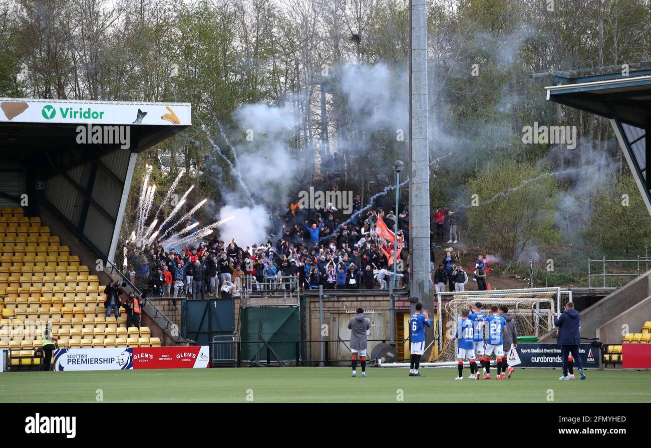 Soccer fans fireworks hi-res stock photography and images - Alamy