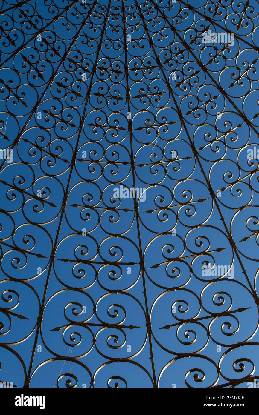 Iron dome hi-res stock photography and images - Alamy