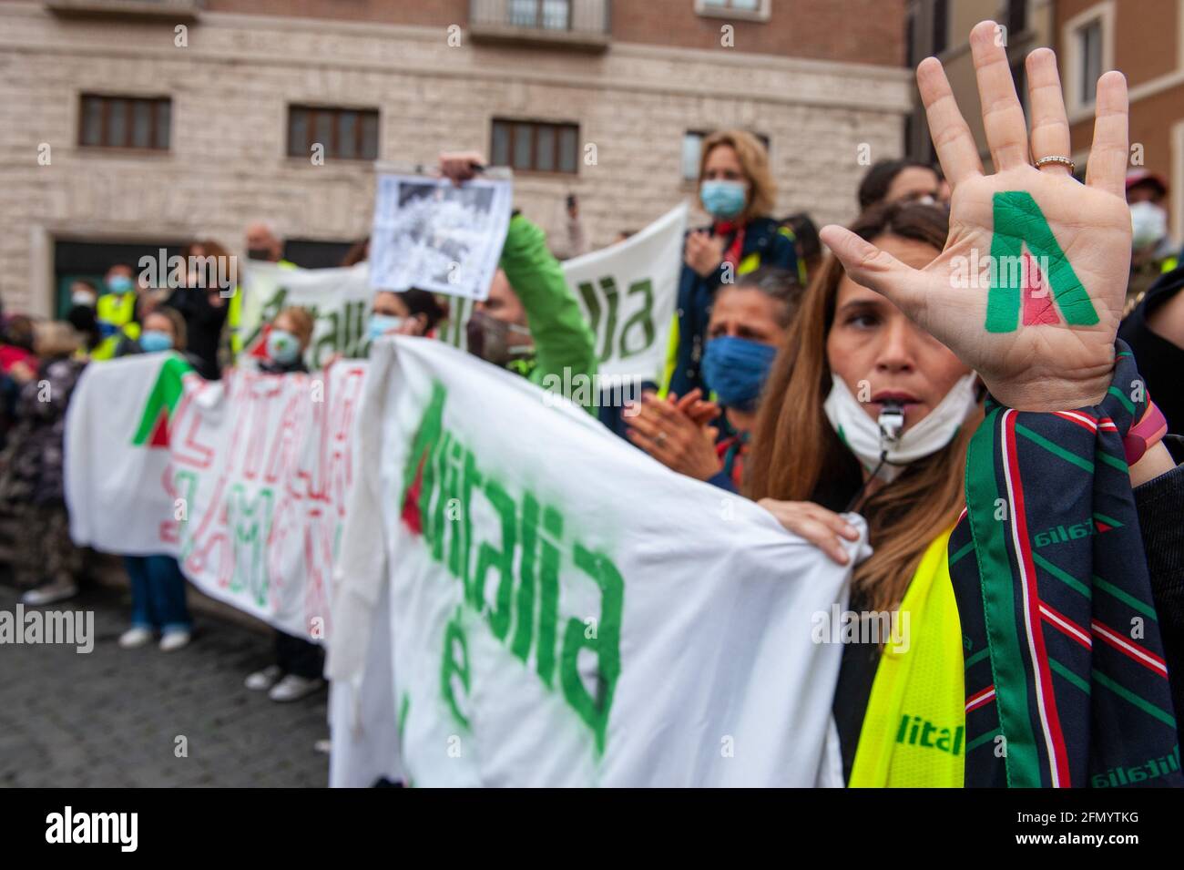 Rome, Italy 28/04/2021: Alitalia workers' protest, Piazza San Silvestro ...
