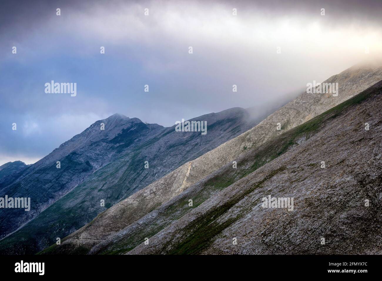 Hiking to Koncheto, view across the peaks of the Pirin Mountains in ...