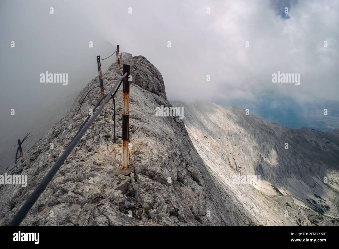 Hiking to Koncheto, view across the peaks of the Pirin Mountains in ...